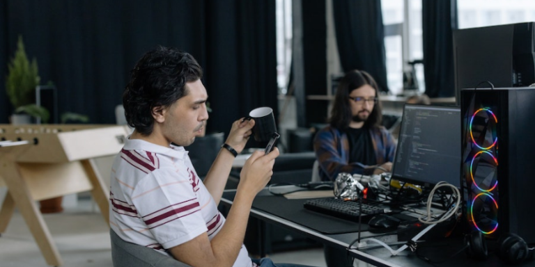 Cyber Security vs. Computer Science | GCS Network